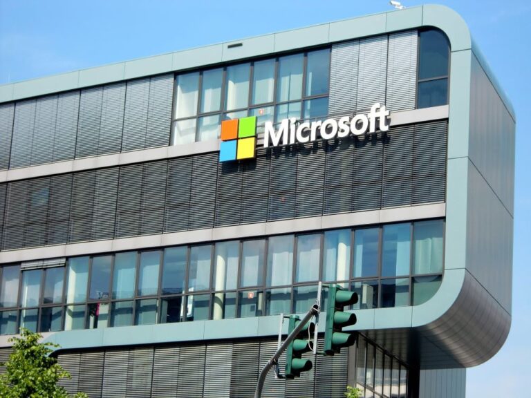 Microsoft Defender XDR Named Leader in Forrester Wave™